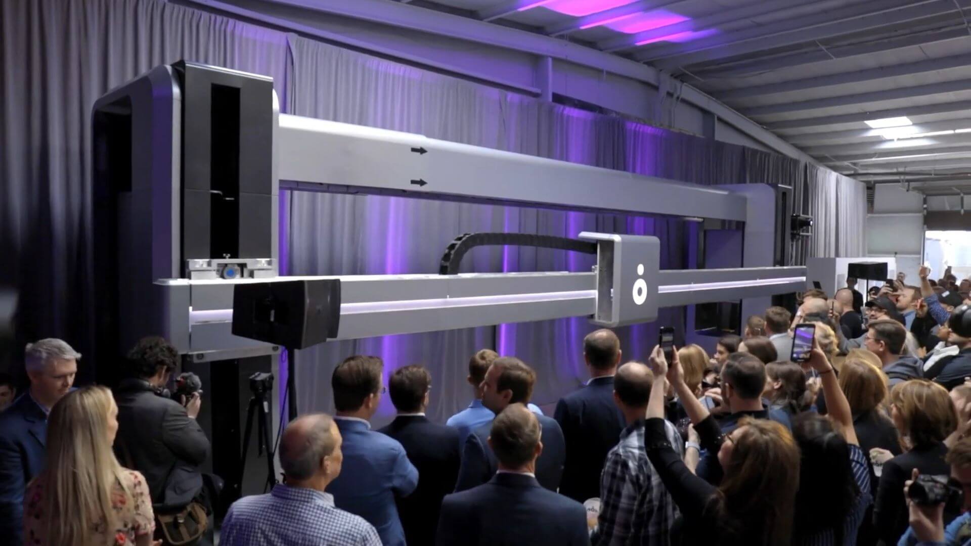 ICON stellt neuen Großformat-3D-Drucker Vulcan II für Häuser vor