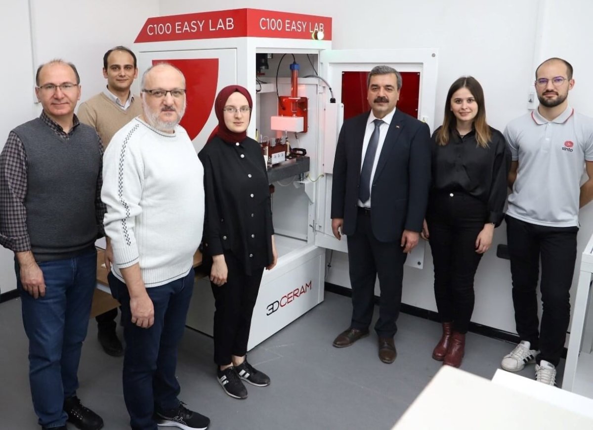 Sivas University of Science and Technology erhält Keramik-3D-Druckr